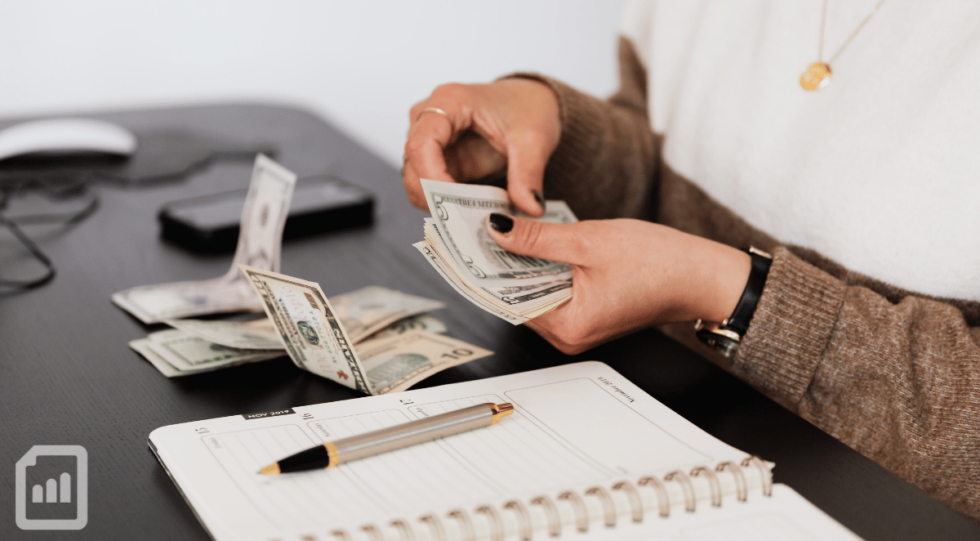 4 Reasons to Regularly Distribute Your Extra Cash